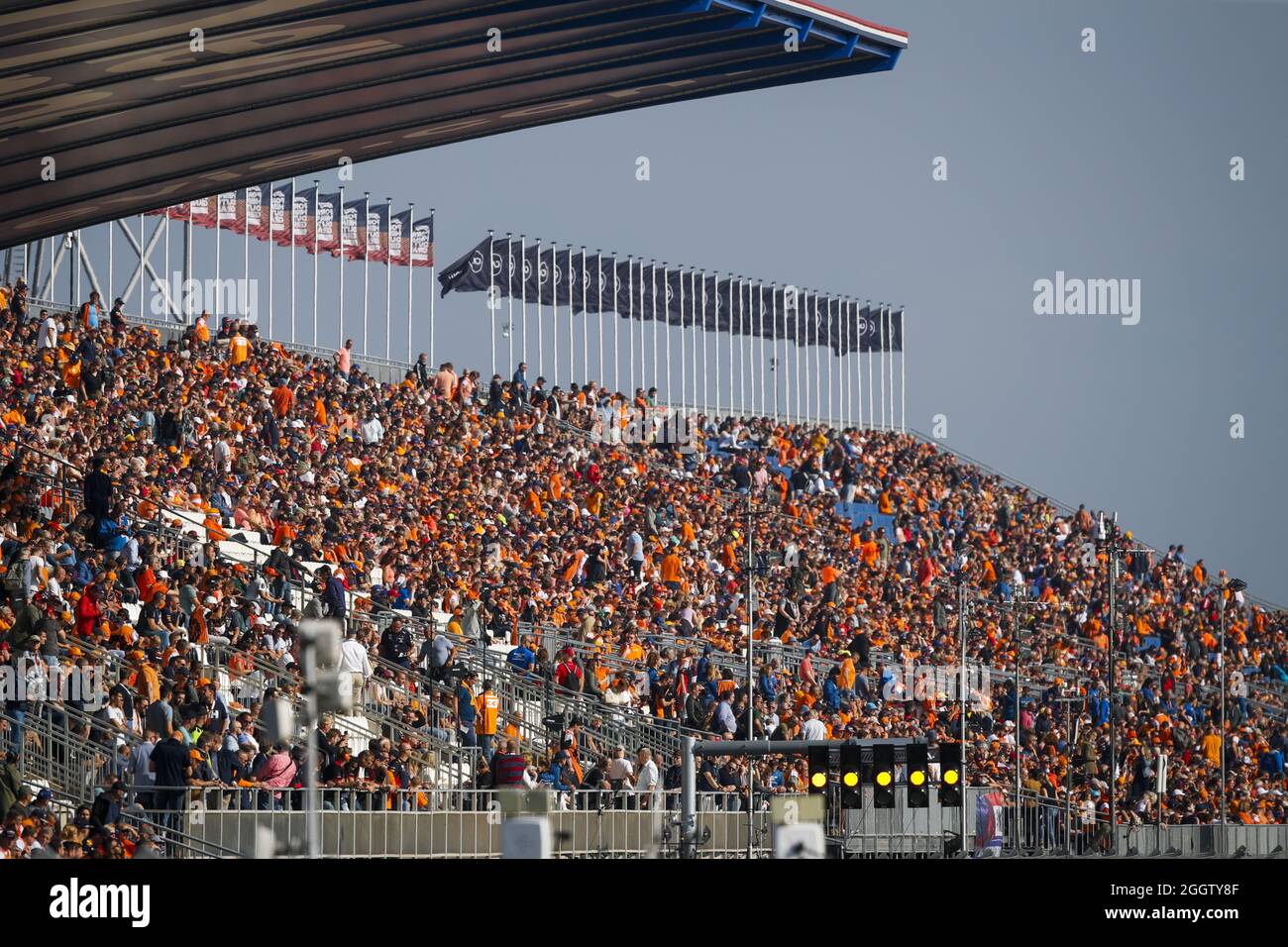 Tribüne, Verstappen-Fans beim Formel 1 Heineken Dutch Grand Prix 2021 ...
