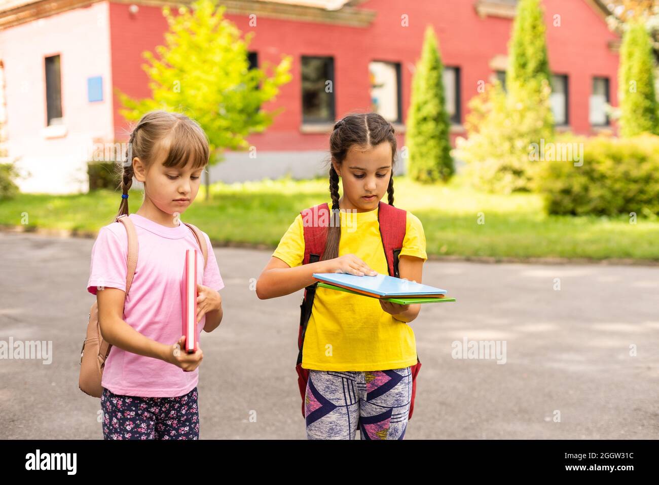 Kindergarten divers liebe -Fotos und -Bildmaterial in hoher Auflösung – Alamy