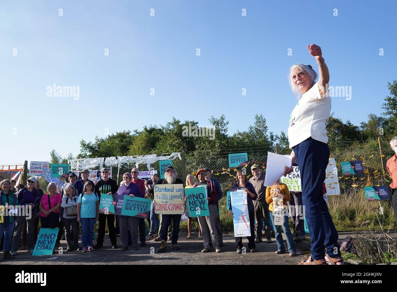 Demonstranten vor der geplanten Woodhouse Colliery, südlich von ...