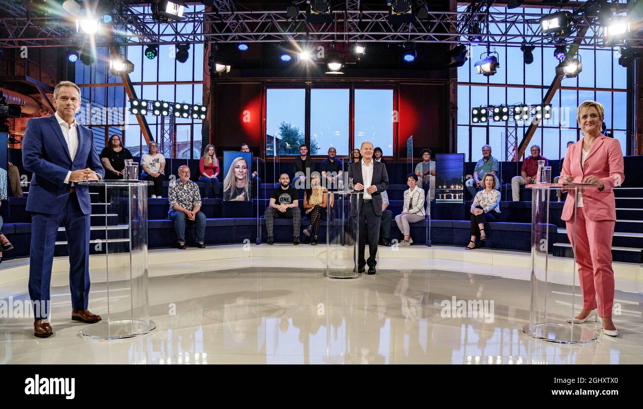 07. September 2021, Schleswig-Holstein, Lübeck: Olaf Scholz (SPD, M ...