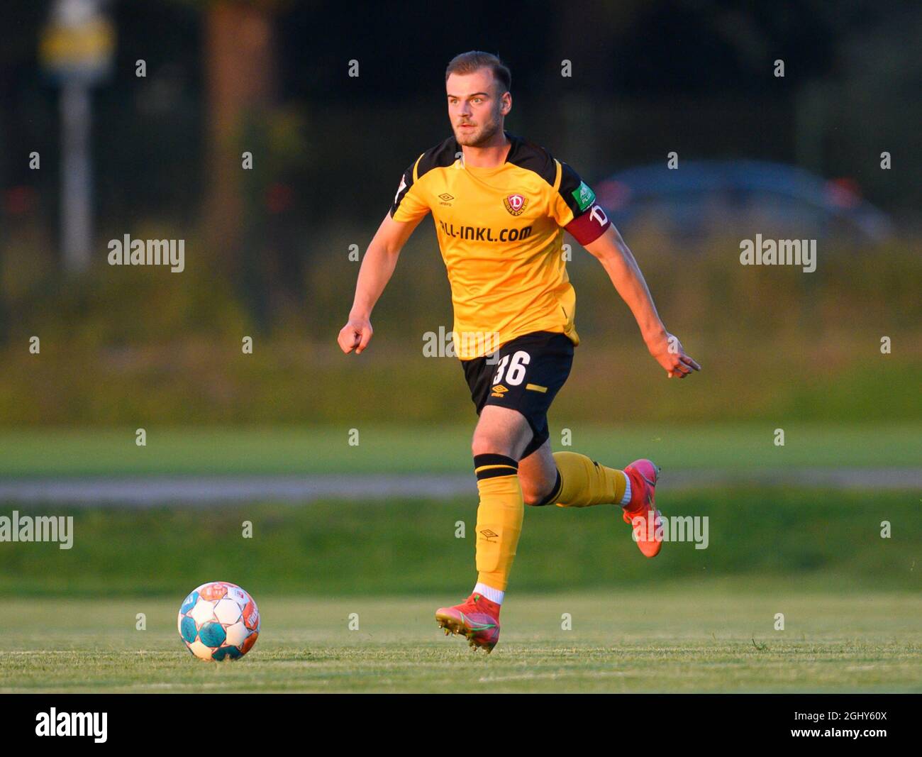Max kulke dynamo dresden -Fotos und -Bildmaterial in hoher Auflösung ...