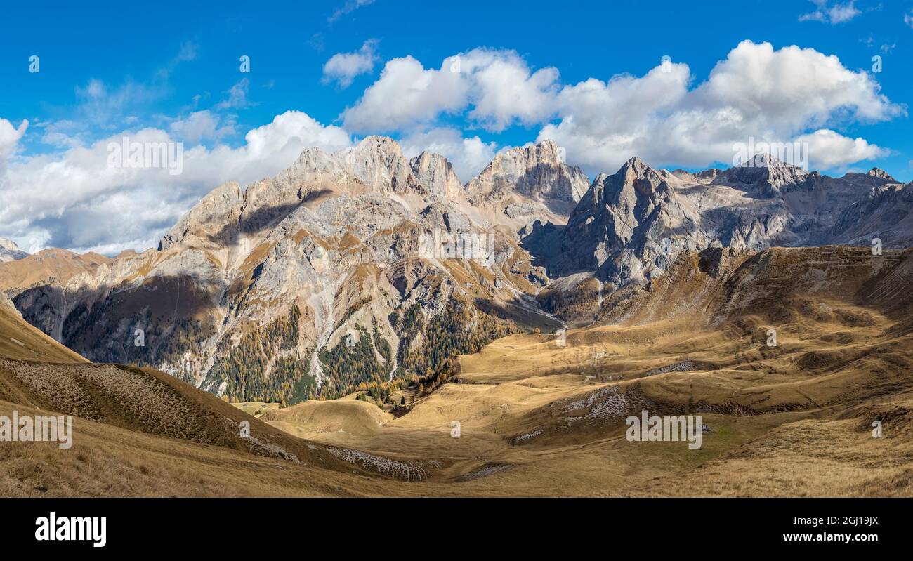 Marmolada von Pas de San Nicolo aus gesehen, links Gran Vernel, rechts ...