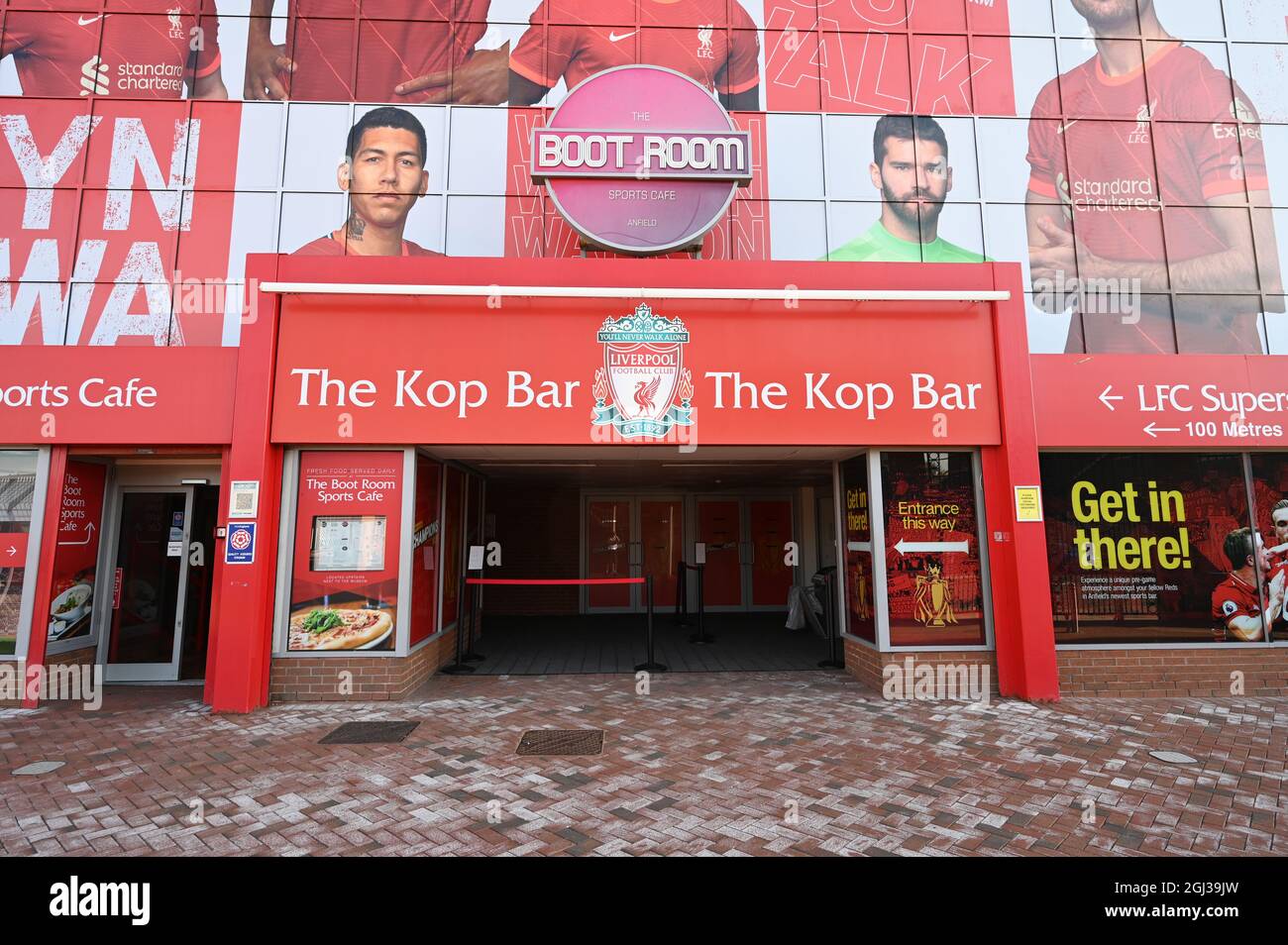 Anfield bar -Fotos und -Bildmaterial in hoher Auflösung – Alamy