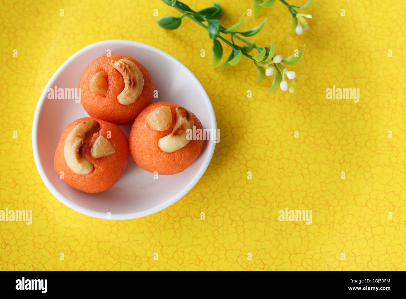 Rava laddu -Fotos und -Bildmaterial in hoher Auflösung – Alamy