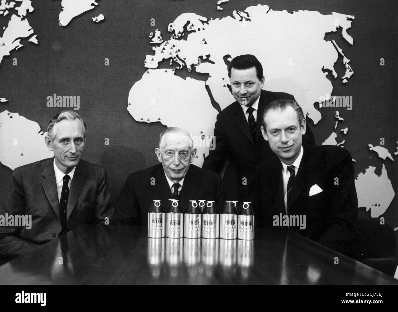 Bild, von links nach rechts: Gad Rausing Sohn, Ruben Rausing (Vater und ...