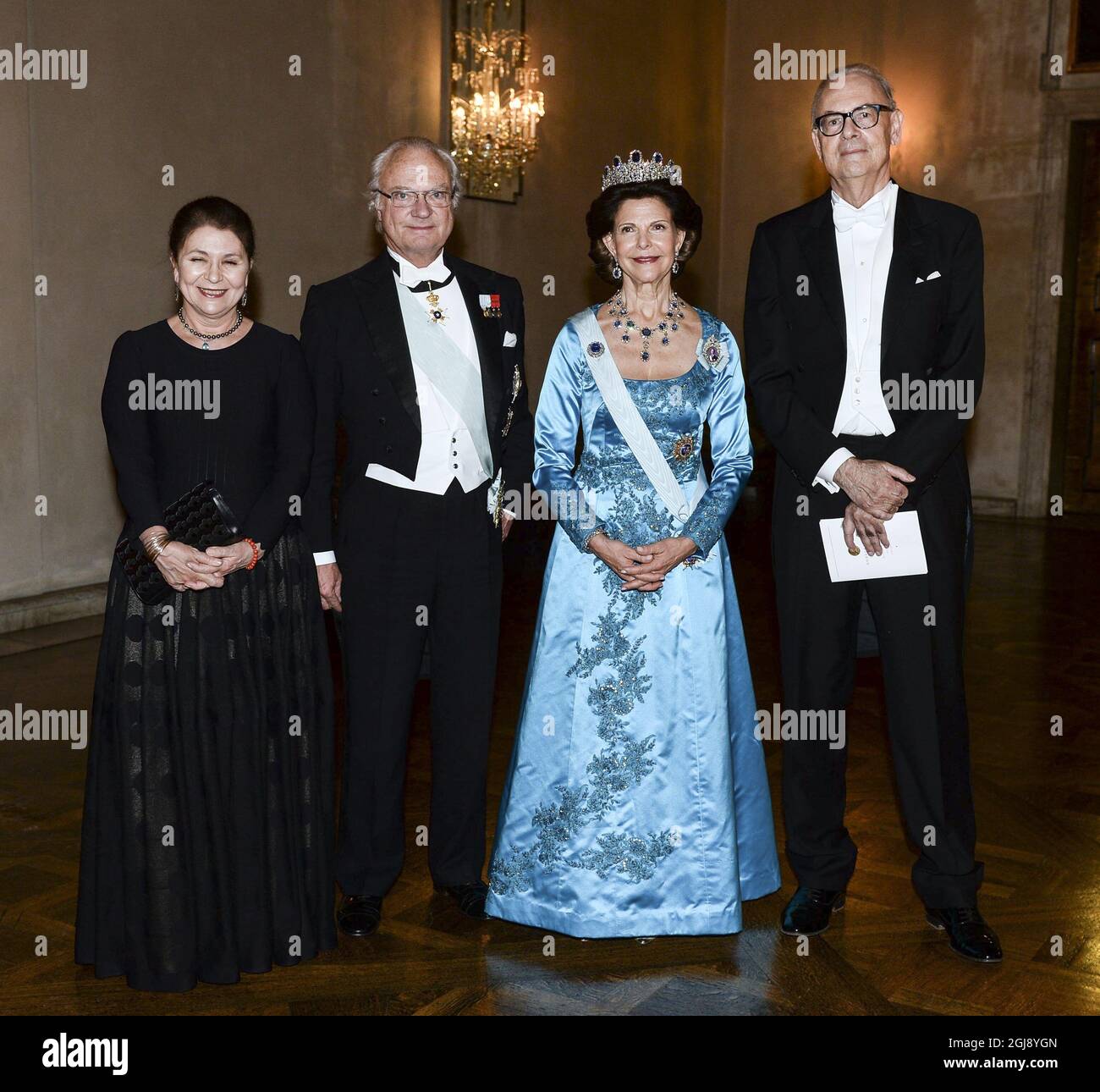 STOCKHOLM 2014-12-10 Dominique Modiano, König Carl Gustaf, Königin ...