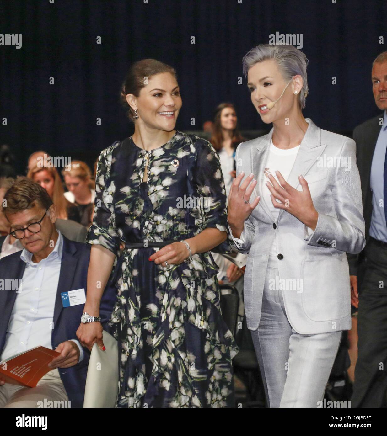 STOCKHOLM 2018-07-11 Kronprinzessin Victoria und Gunhild Stordalen sind ...