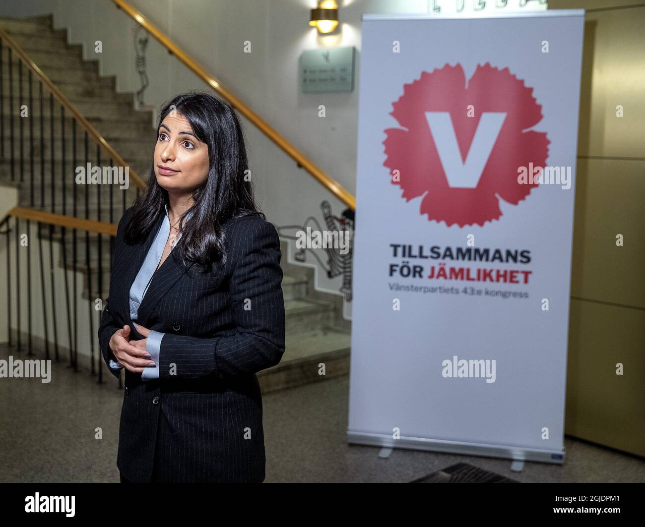 Nooshi dadgostar -Fotos und -Bildmaterial in hoher Auflösung – Alamy