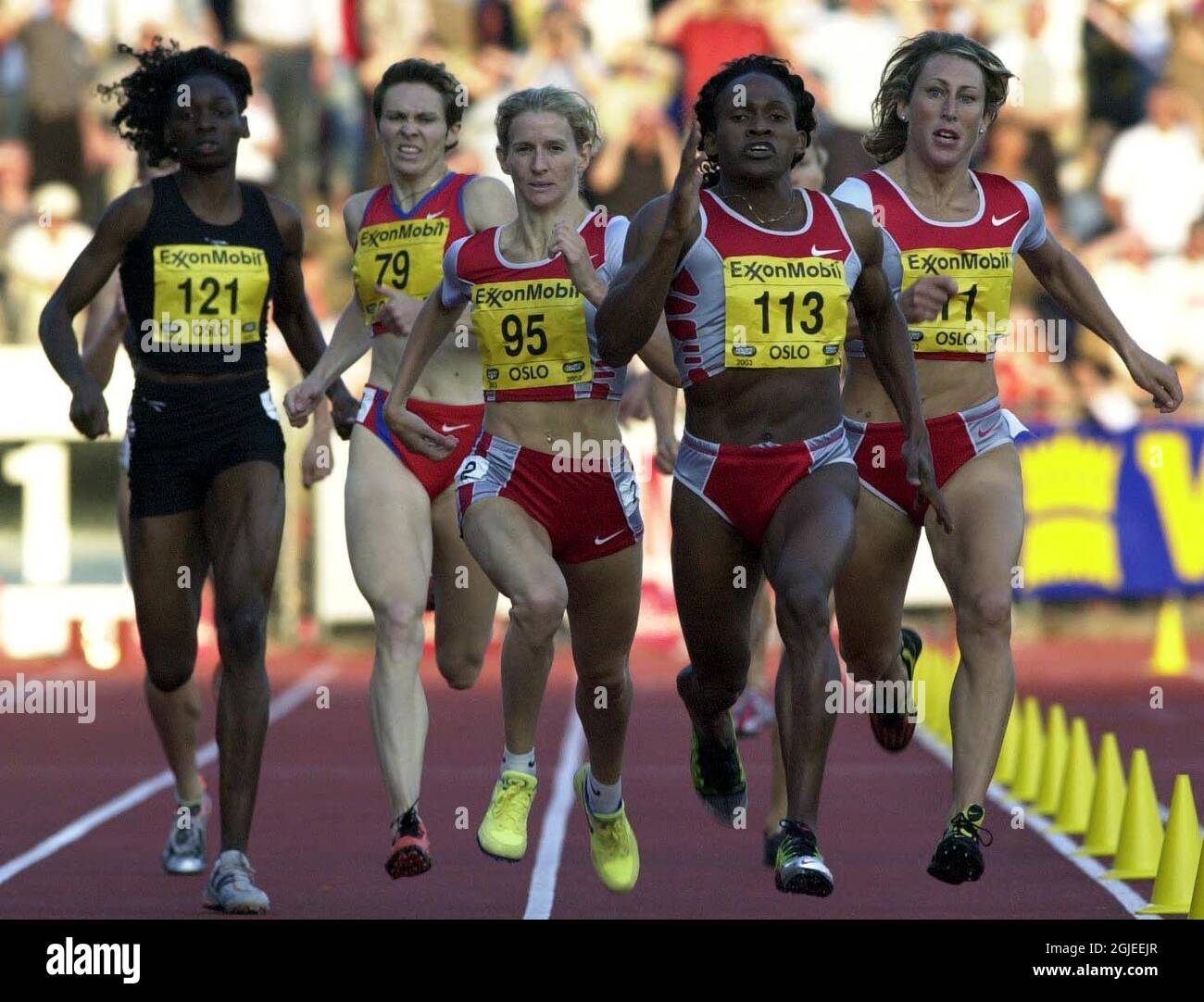 Austrias stephanie graf in aktion bei den frauen 800m -Fotos und ...
