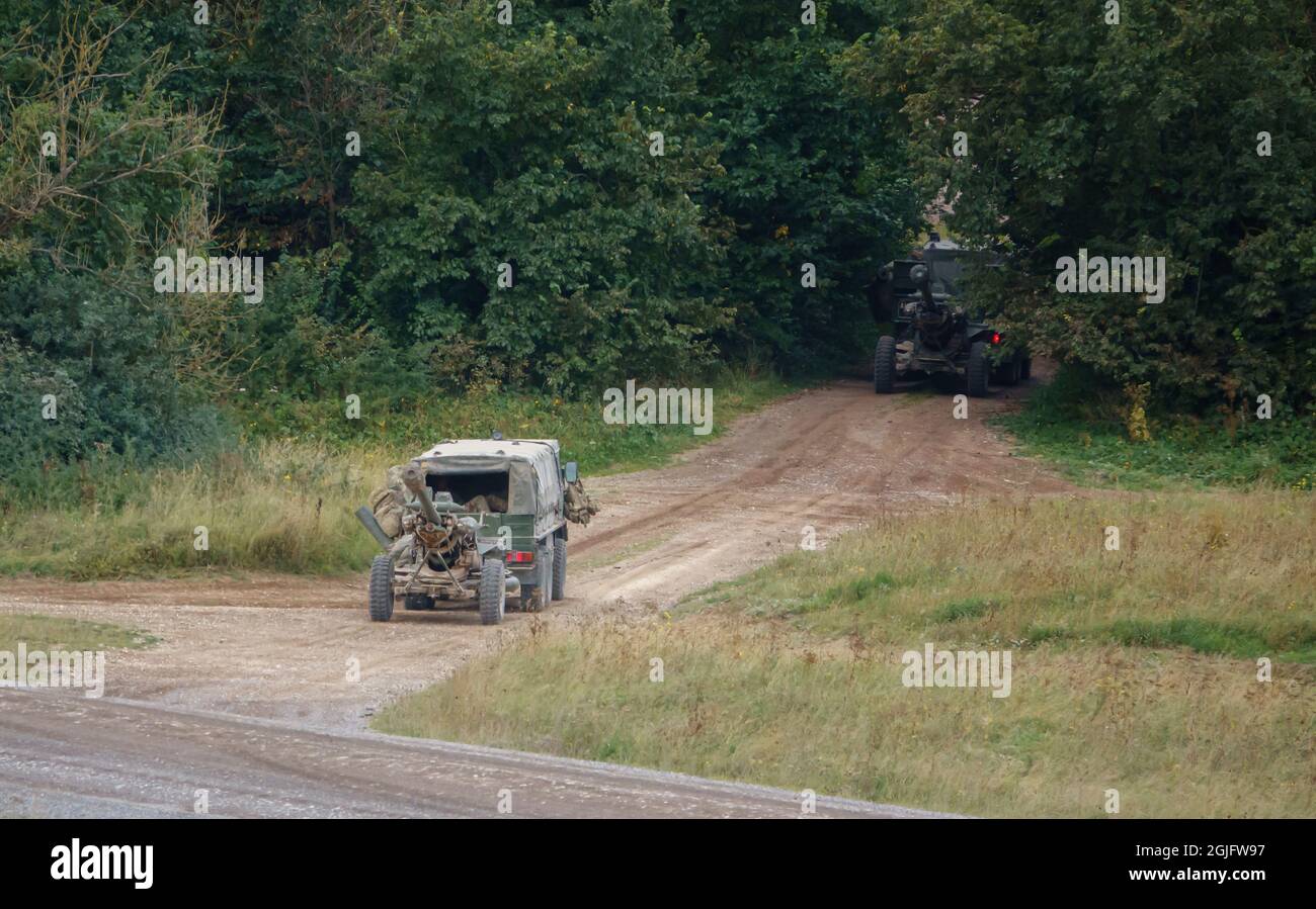 British Army Steyr-Daimler-Puch BAE Systems Pinzgauer High-Mobility 6x6 ...