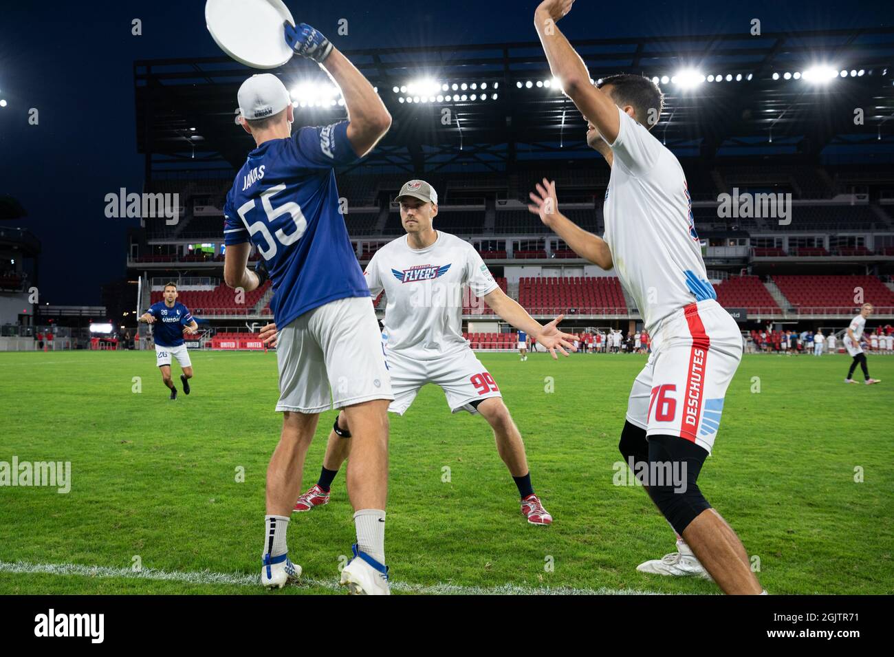 Ultimativer frisbee wurf -Fotos und -Bildmaterial in hoher Auflösung ...