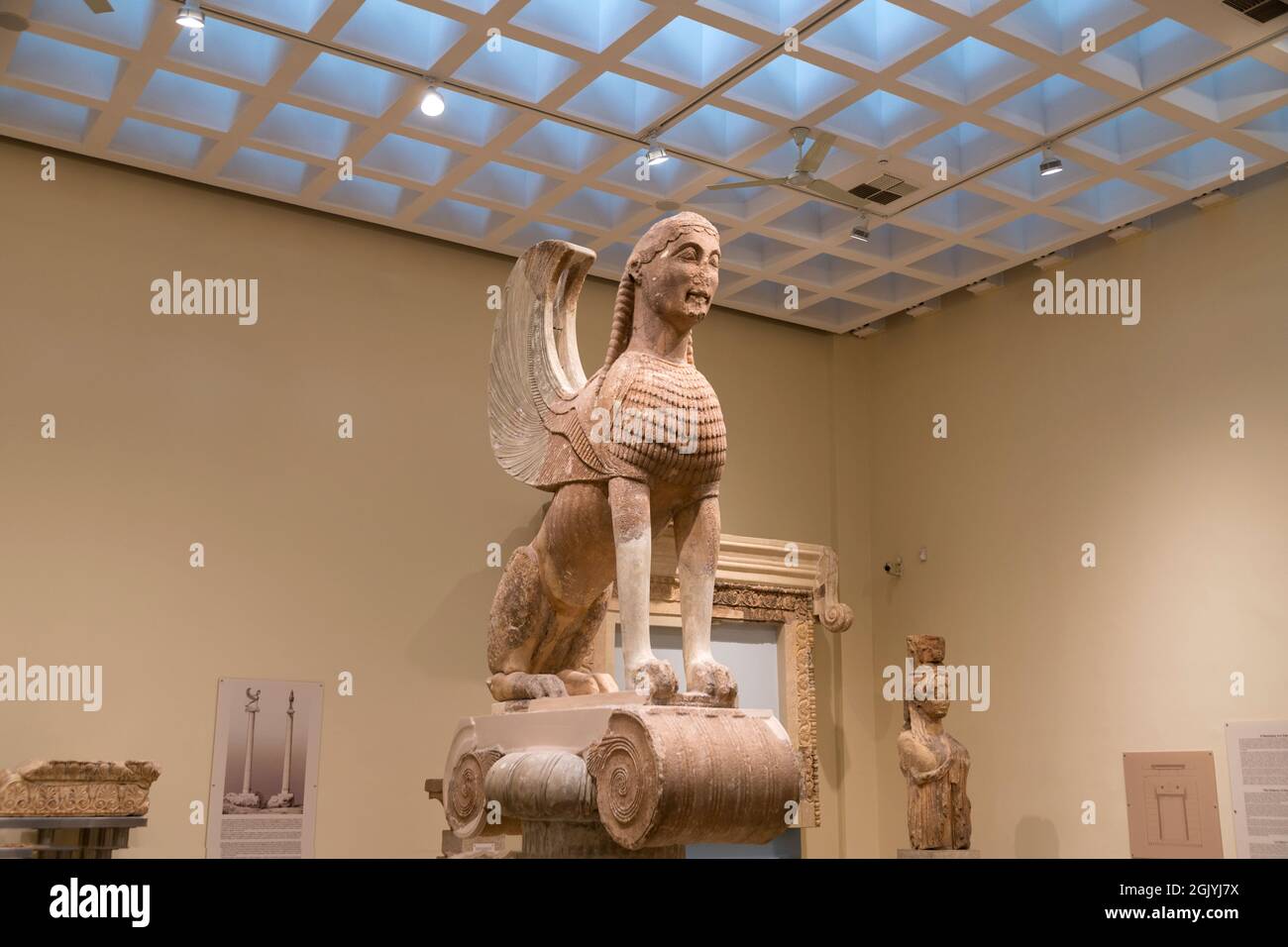 Delphi statue -Fotos und -Bildmaterial in hoher Auflösung – Alamy