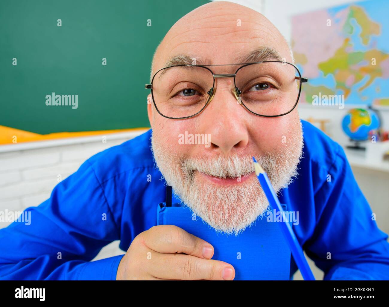 Schule lustig -Fotos und -Bildmaterial in hoher Auflösung – Alamy