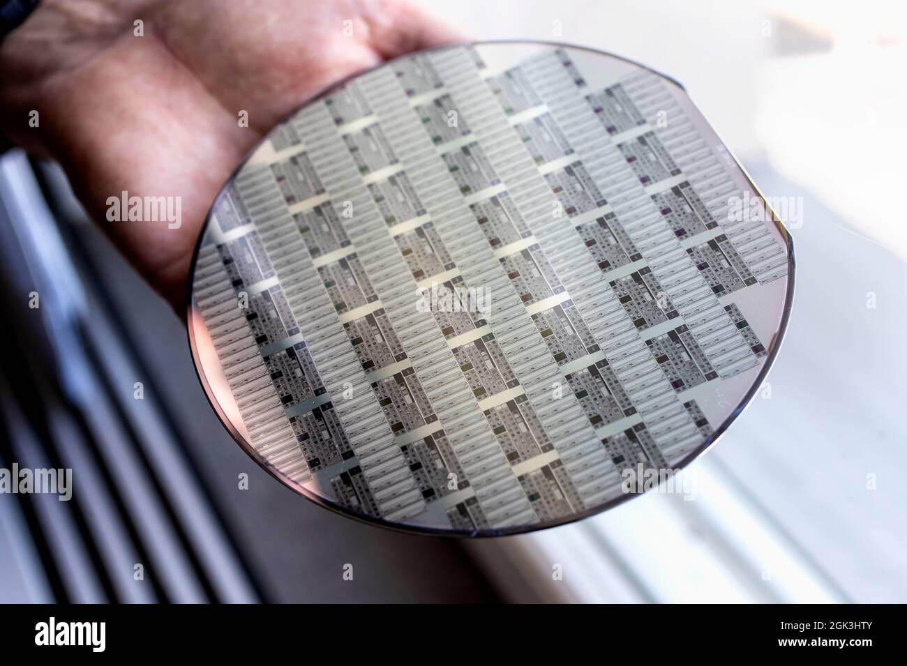 Halbleiter wafer -Fotos und -Bildmaterial in hoher Auflösung – Alamy