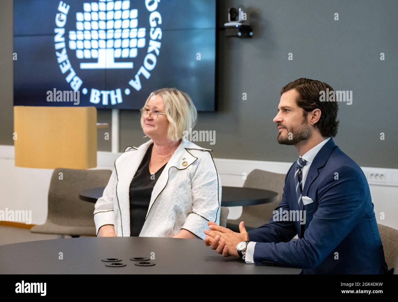 Helena Morgonskold und der schwedische Prinz Carl Philip in einem ...