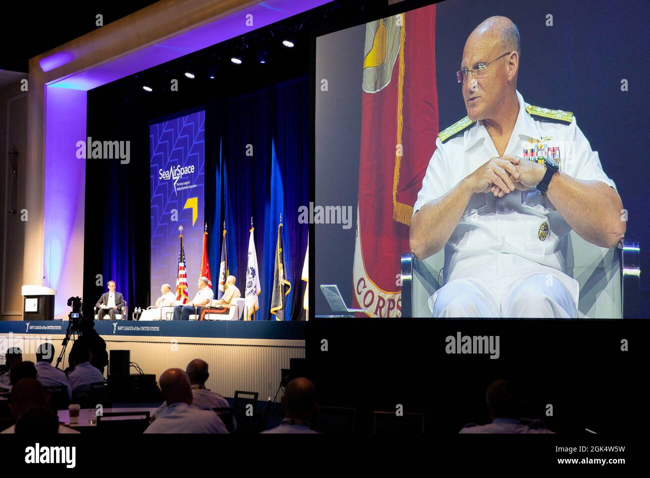 Adm gilday -Fotos und -Bildmaterial in hoher Auflösung – Alamy