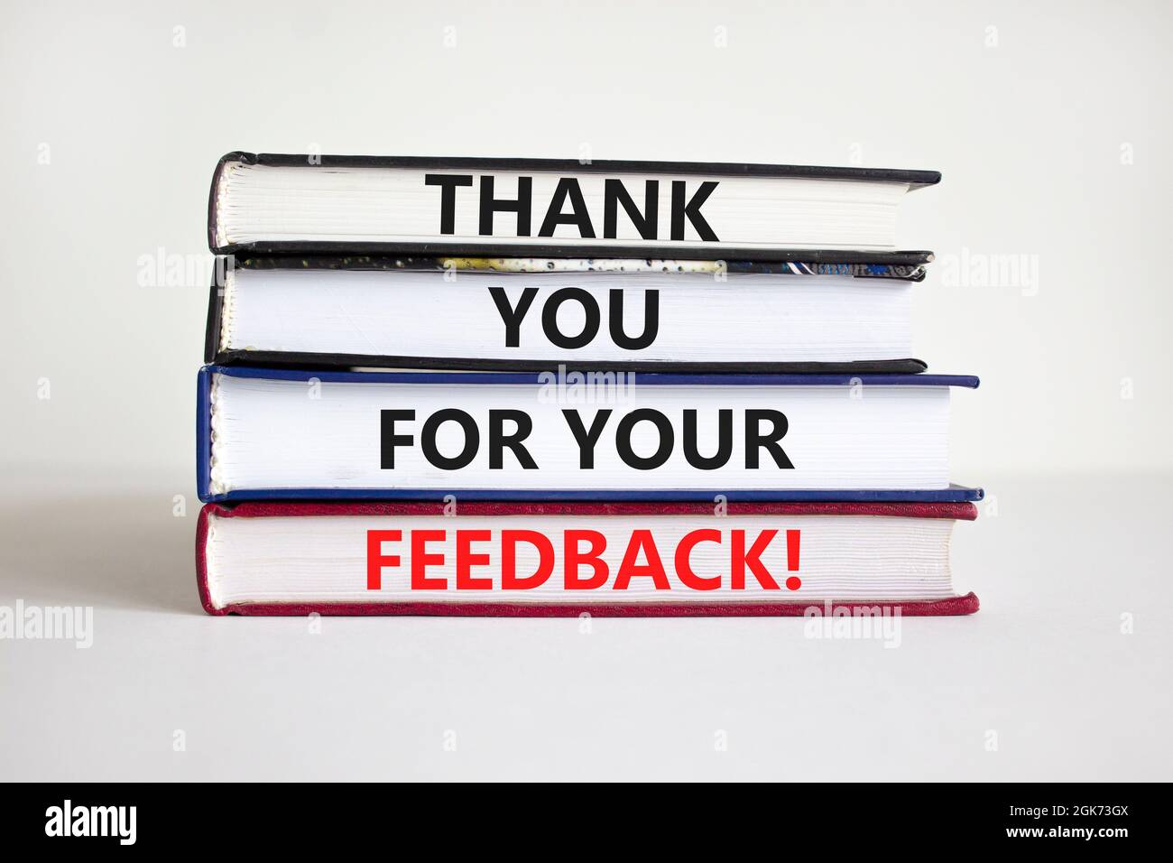 Vielen Dank für Ihr Feedback-Symbol. Bücher mit den Worten „Vielen Dank ... Vielen Dank für Ihr Feedback-Symbol. Bücher mit den Worten „Vielen Dank ...