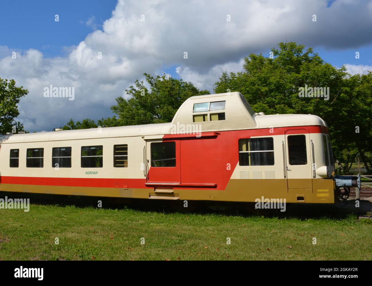 Alter Zug, Triebwagen, 'La Mobylette', Ambert, Puy-de-Dome, Livradois ...