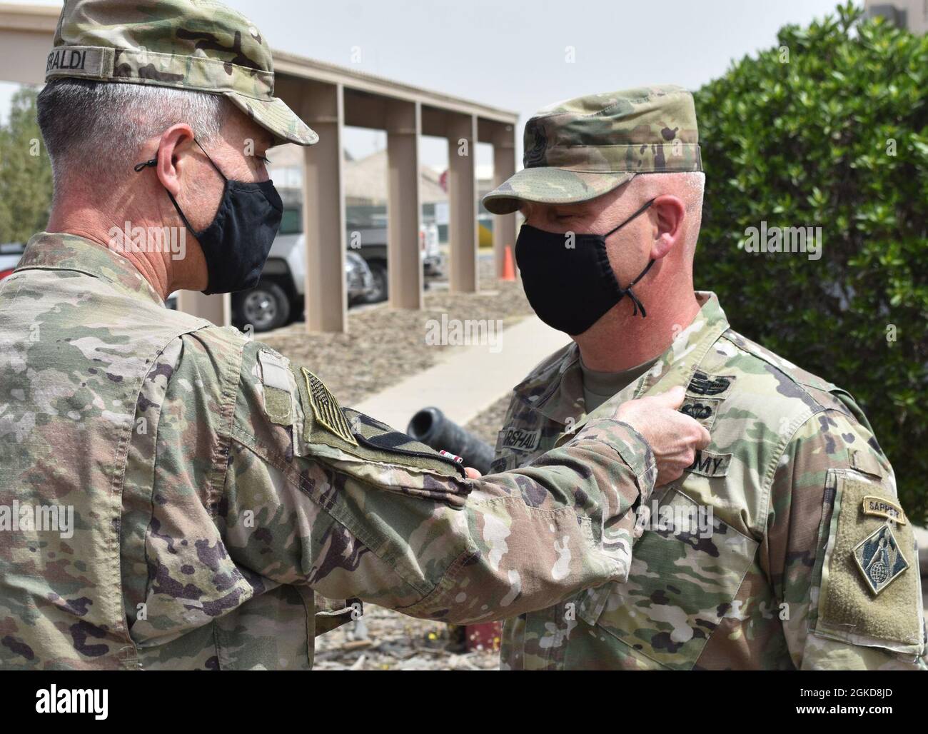 Der Sergeant Major Nathan Marshall wird mit der Defense Meritorious ...