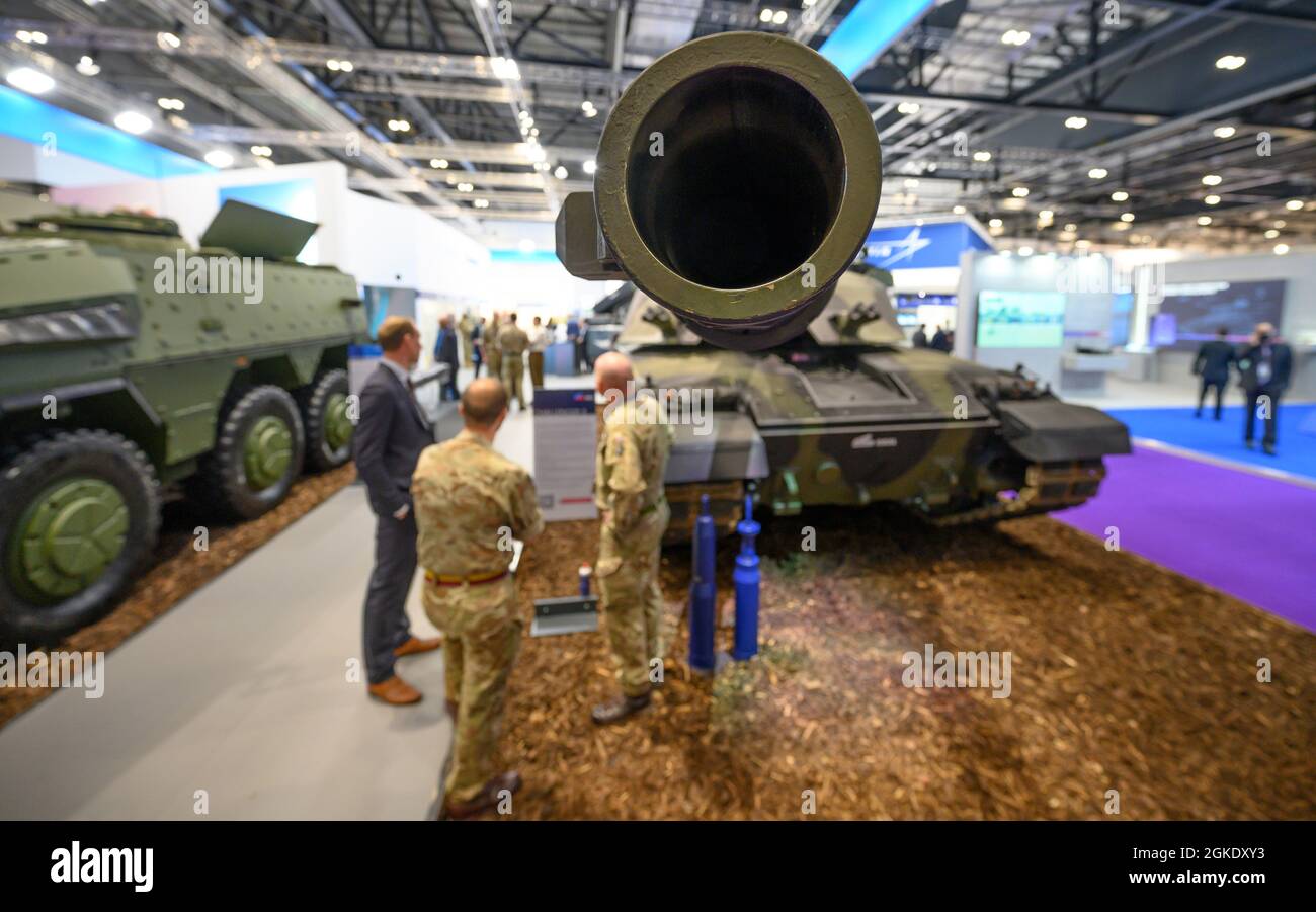Rheinmetall bae systems land -Fotos und -Bildmaterial in hoher ...