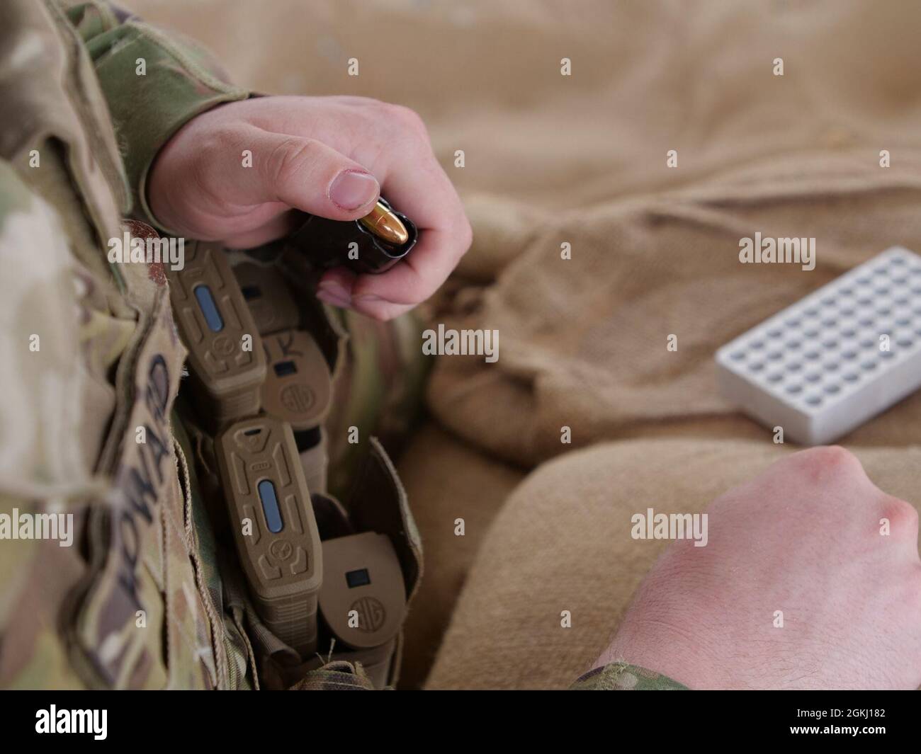 111. Soldaten der Theatre Engineer Brigade treten beim 36. Wettbewerb ...