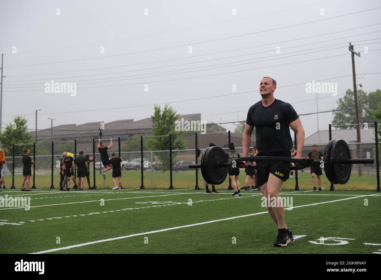Ein Soldat mit dem 2. Brigade-Kampfteam „Strike“, 101st Airborne ...