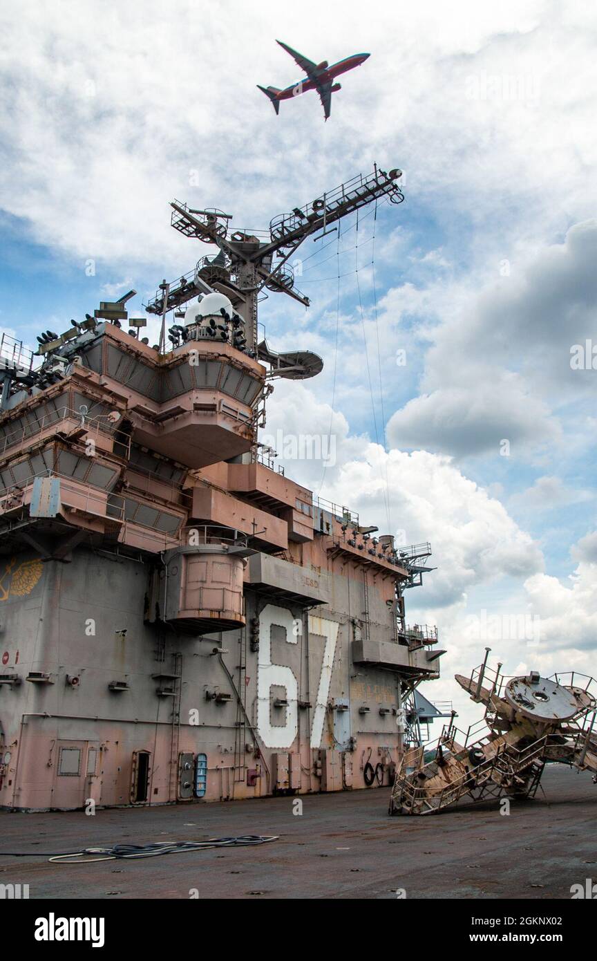 Uss john f kennedy cvn 79 -Fotos und -Bildmaterial in hoher Auflösung ...