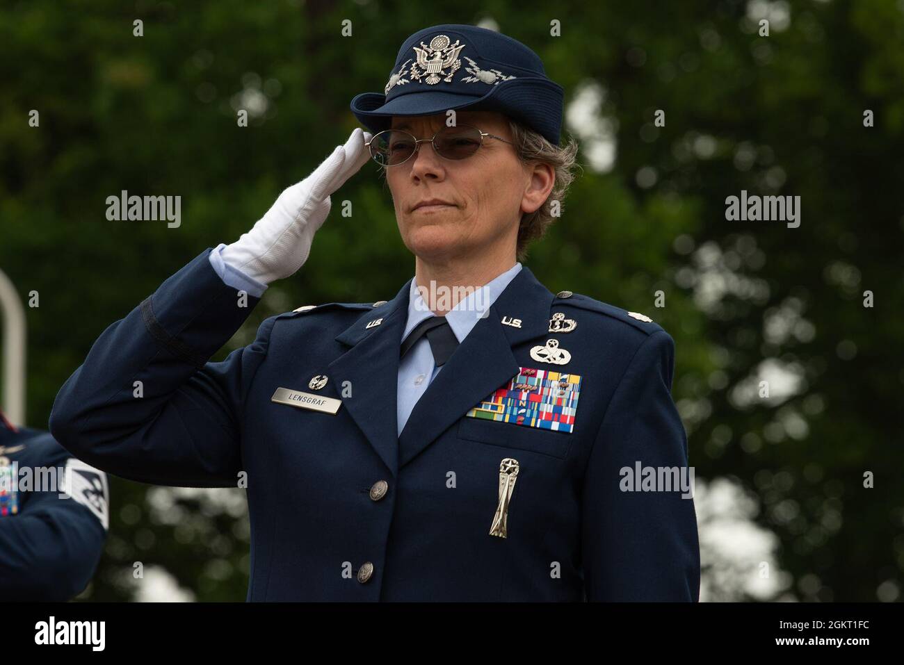 US Air Force LT. Col. Nickole Lensgraf, eintreffender Kommandant der ...