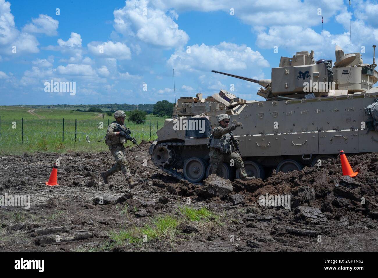 Ingenieure mit dem Ingenieurbataillon der 3. Brigade, dem Kampfteam der ...