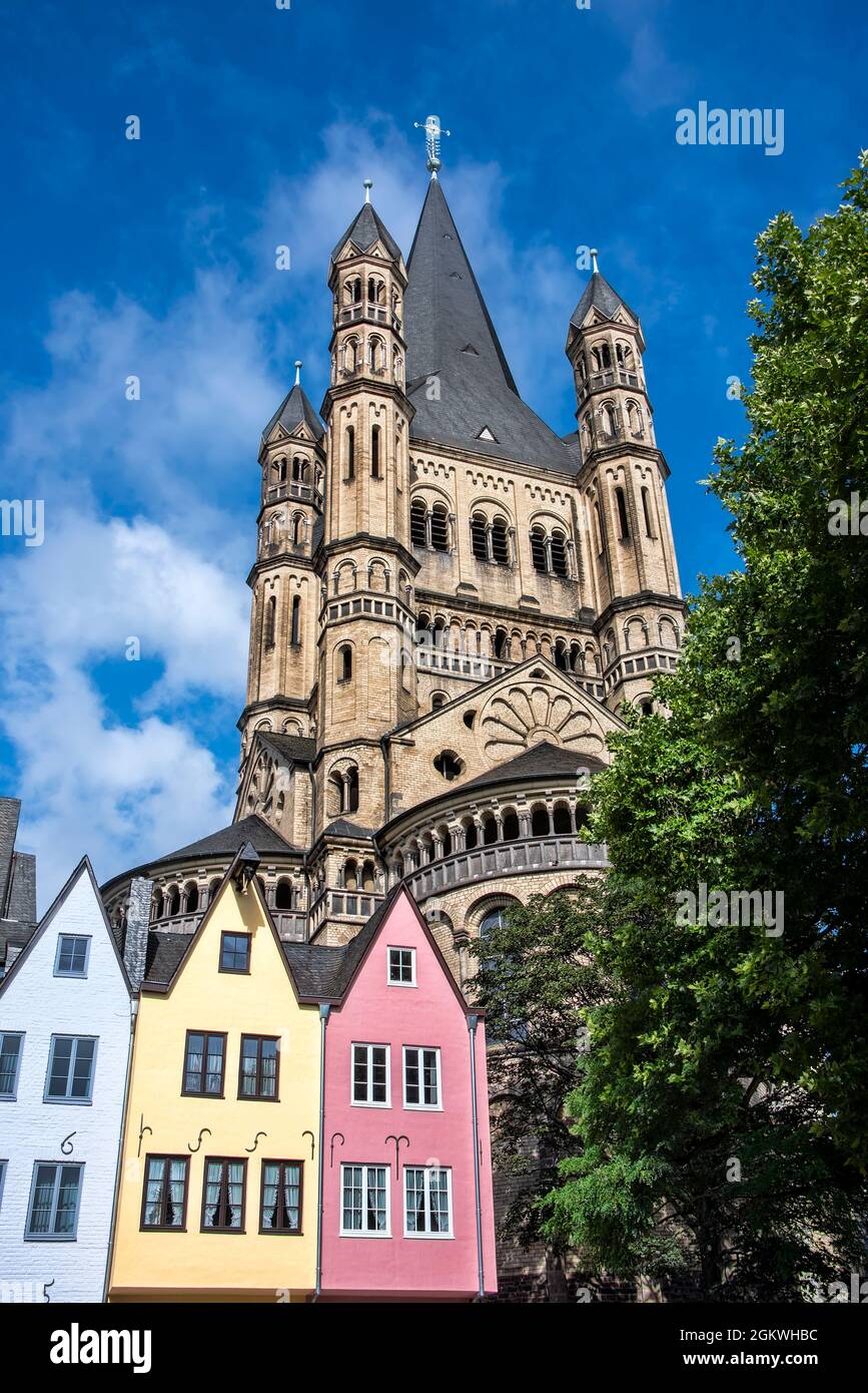 Geschichte der katholischen kirche -Fotos und -Bildmaterial in hoher ...