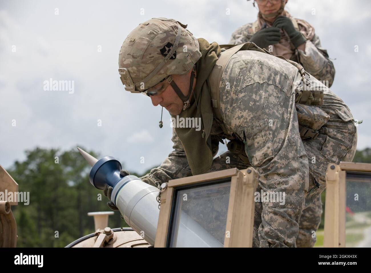 Ein US-Armeemeister Gunner Student, der der 3. Staffel, dem 16 ...