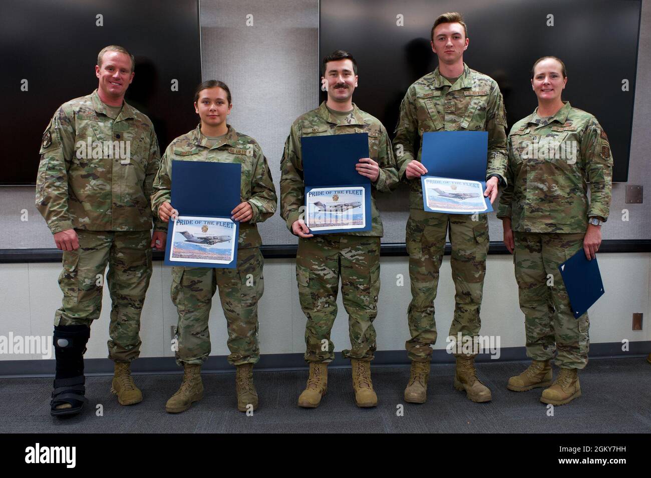 GEMEINSAME BASIS ELMENDORF-RICHARDSON, Alaska -- LT. Col. Travis Lytton ...