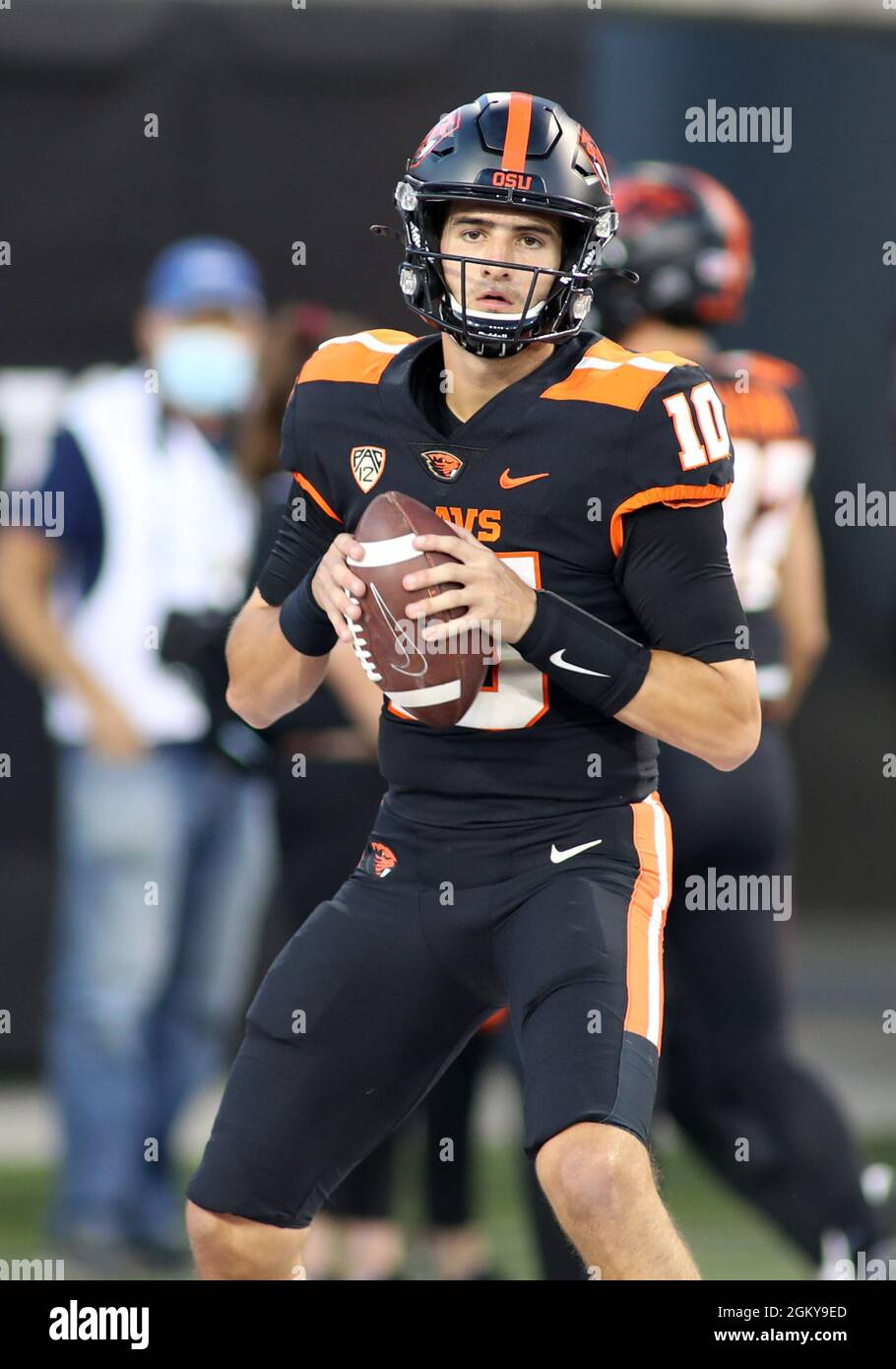 11. September 2021 - Oregon State Beavers Quarterback Chance Nolan #10 ...