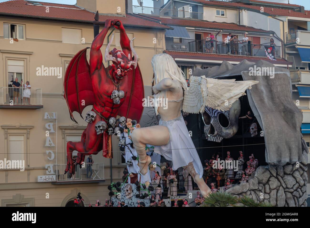 Luca bonetti -Fotos und -Bildmaterial in hoher Auflösung – Alamy