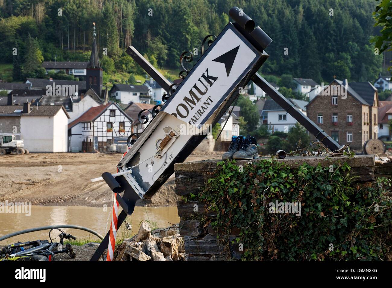 Hochwasserkatastrophe 2021 ahrtal rech -Fotos und -Bildmaterial in hoher Auflösung – Alamy