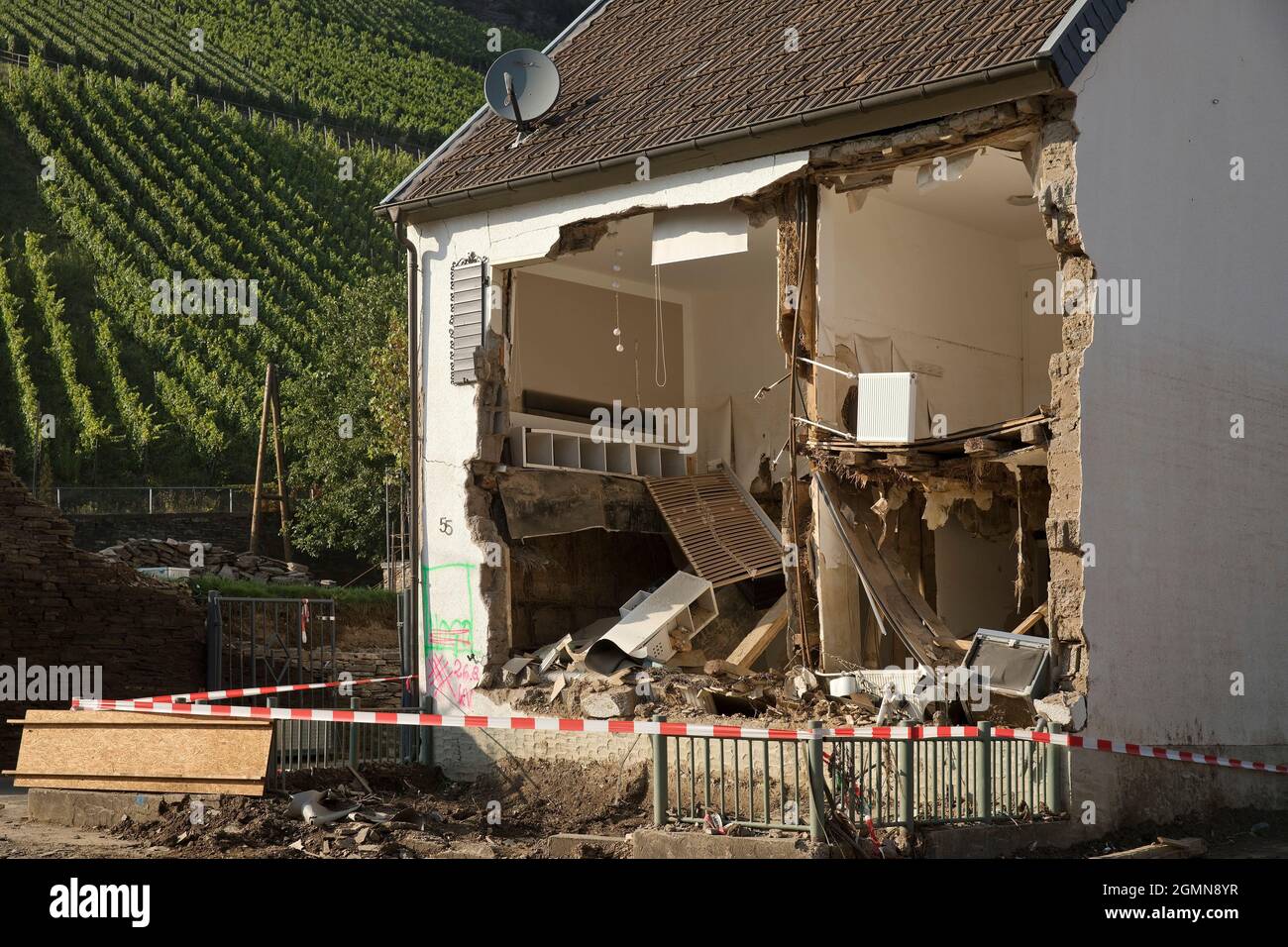 Hochwasser hochwasser hochwasser hochwasser -Fotos und -Bildmaterial in hoher Auflösung - Seite ...