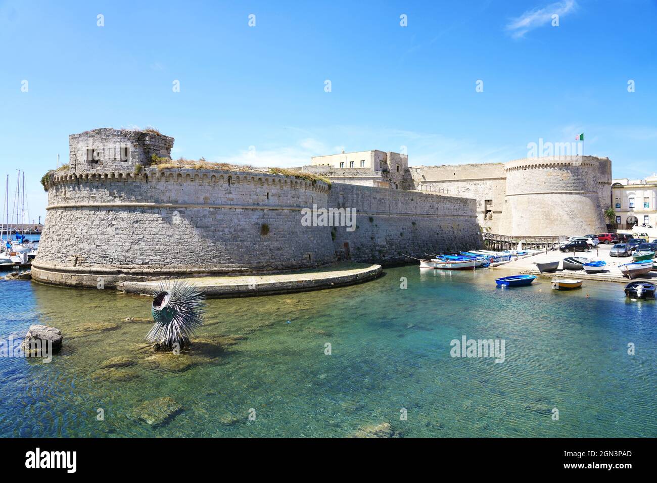 Burg von byzantinern gebaut -Fotos und -Bildmaterial in hoher Auflösung ...
