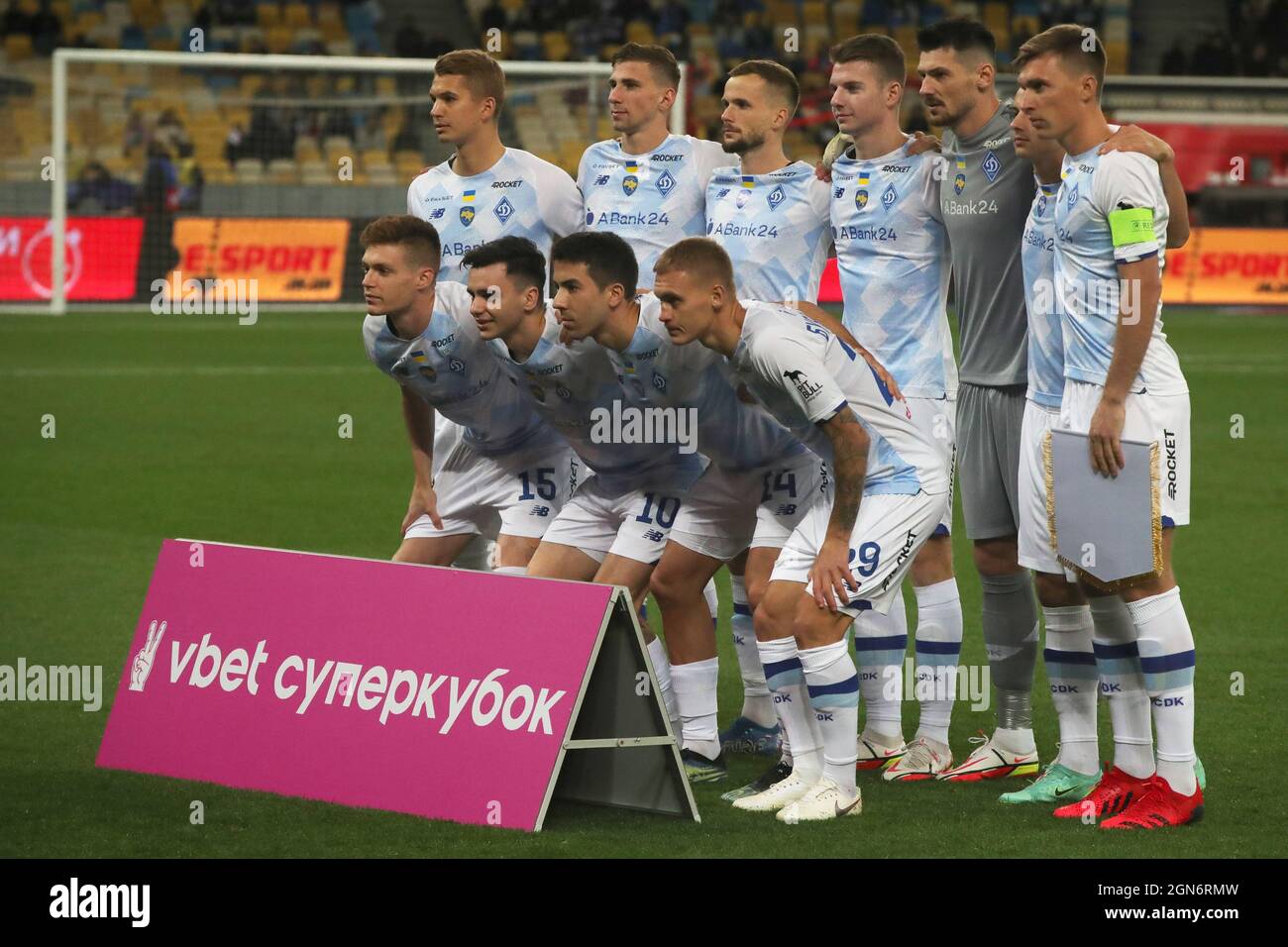 Nicht exklusiv: KIEW, UKRAINE - 22. SEPTEMBER 2021 - Spieler des FC ...