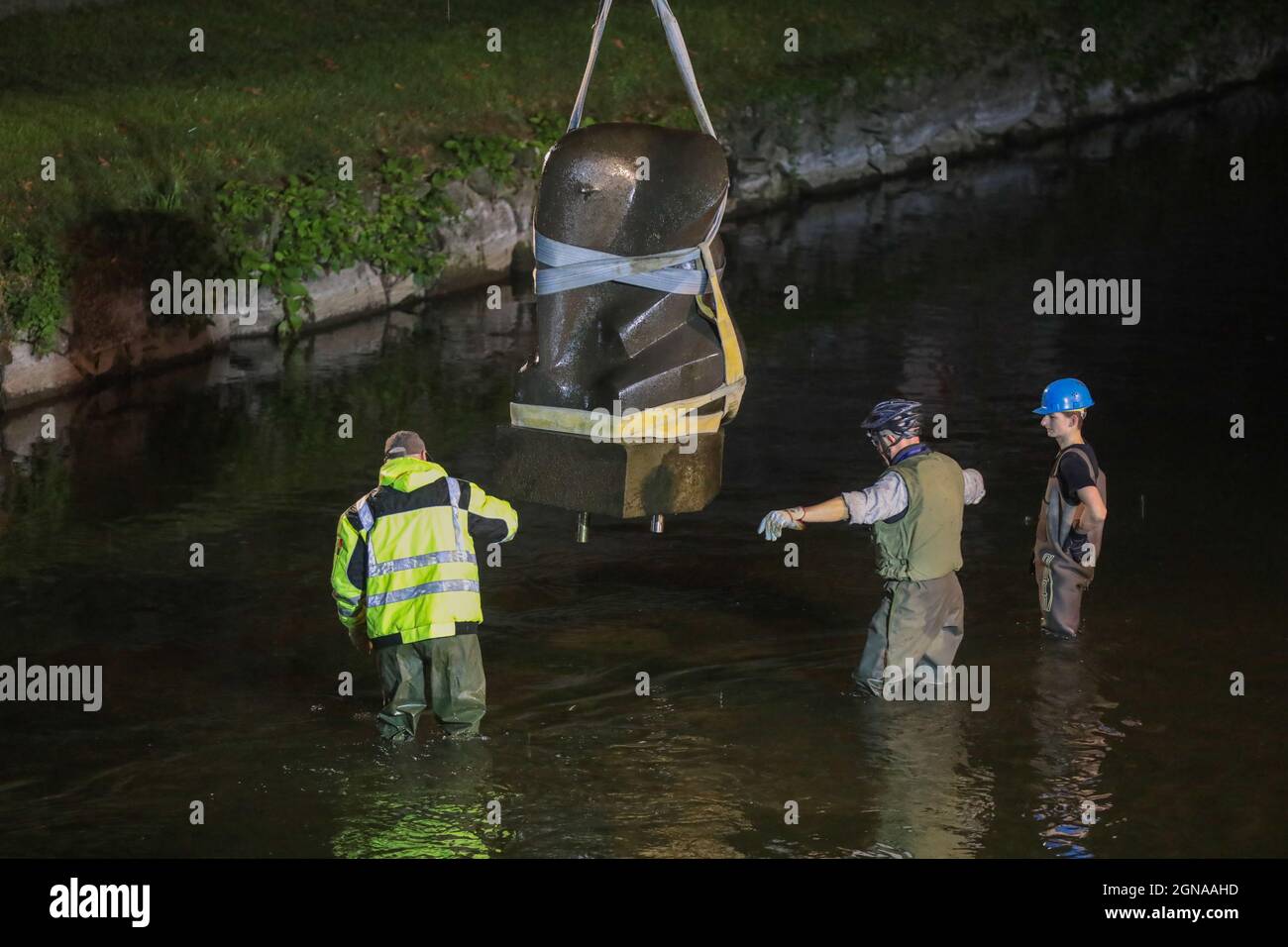Tuffi der elefant -Fotos und -Bildmaterial in hoher Auflösung – Alamy