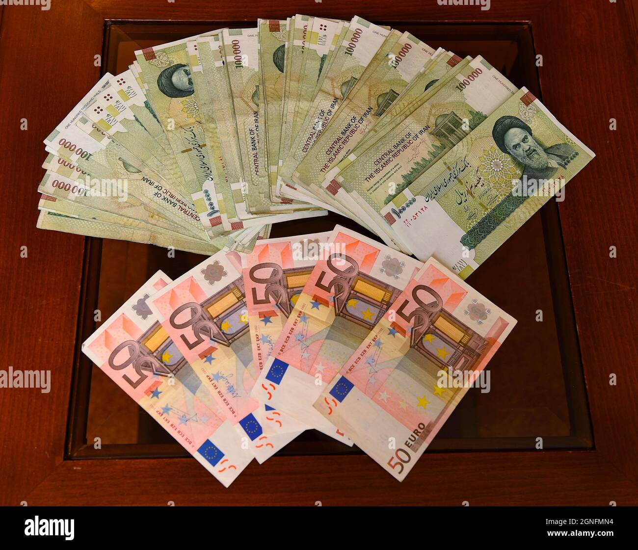 10 rials -Fotos und -Bildmaterial in hoher Auflösung – Alamy
