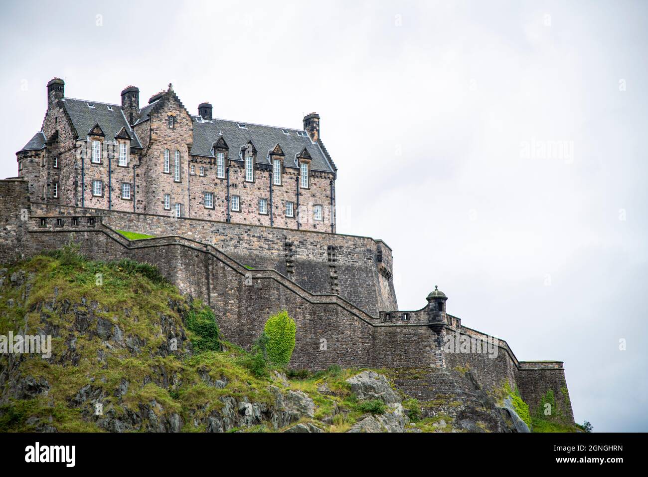 Edinburgh schloss in schottland -Fotos und -Bildmaterial in hoher ...
