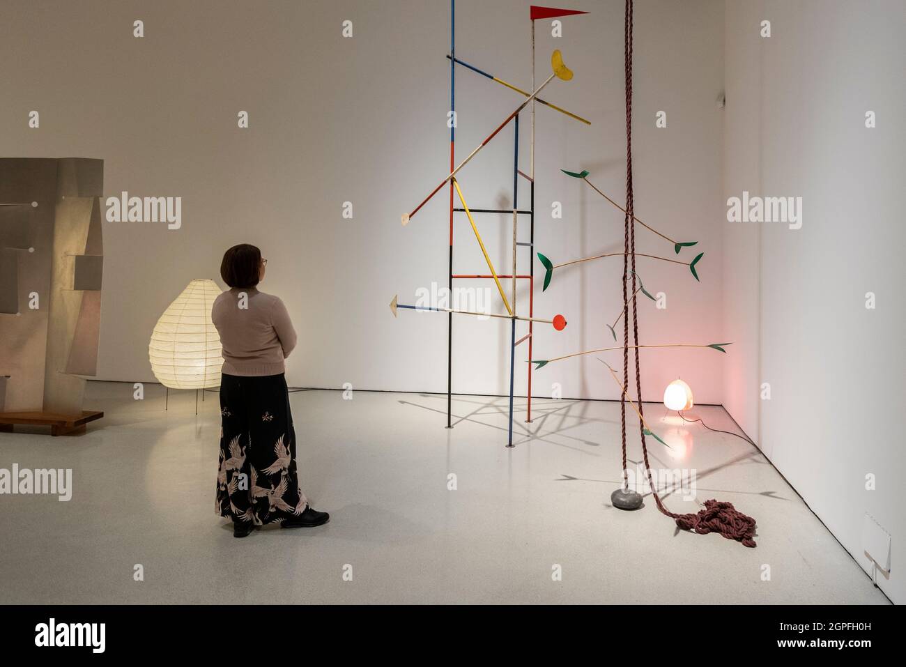 London, Großbritannien. 29. September 2021. (R) 'Set Elements for Erick ...