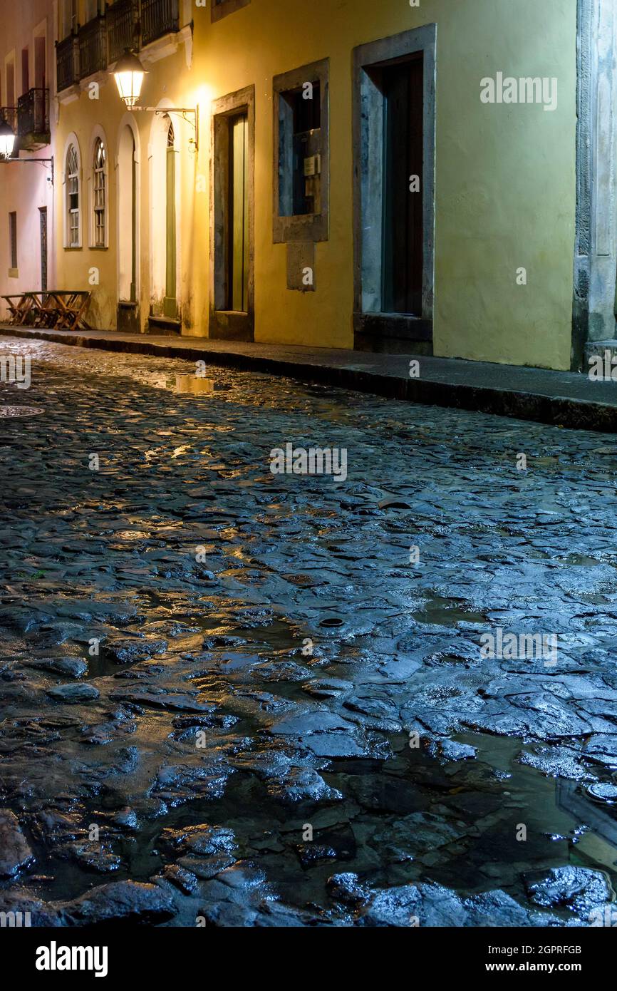 Altmodische fassadenbeleuchtung -Fotos und -Bildmaterial in hoher ...