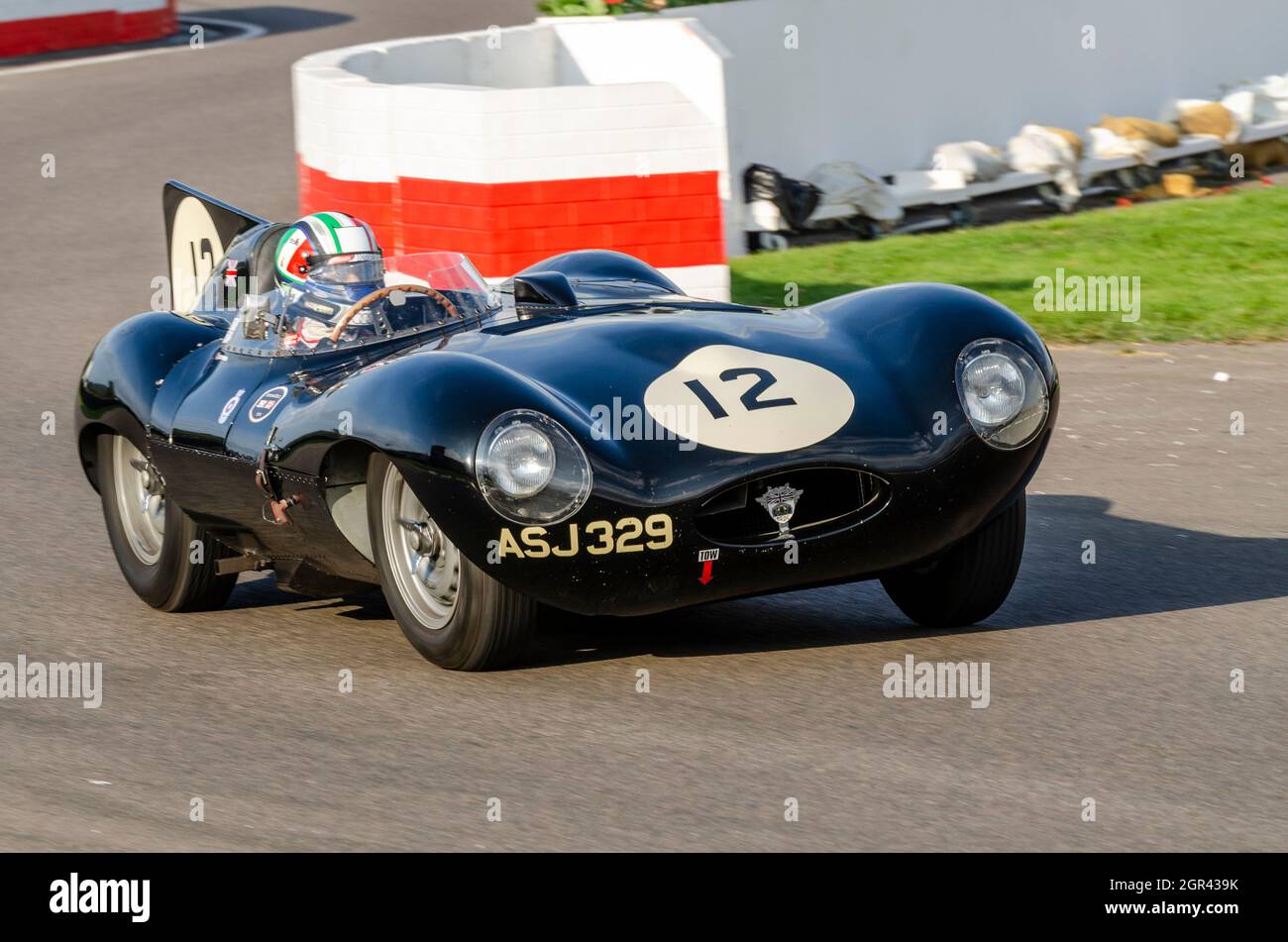 1956 Jaguar D Type Classic, Oldtimer-Rennwagen, Rennen im Lavant Cup ...