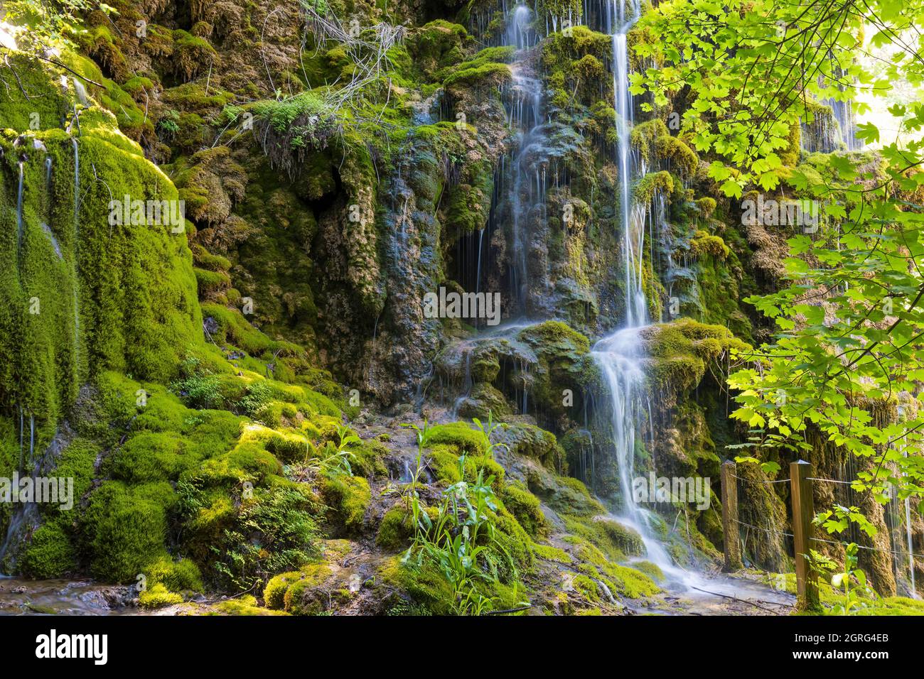 Geologische reserve der haute provence -Fotos und -Bildmaterial in ...