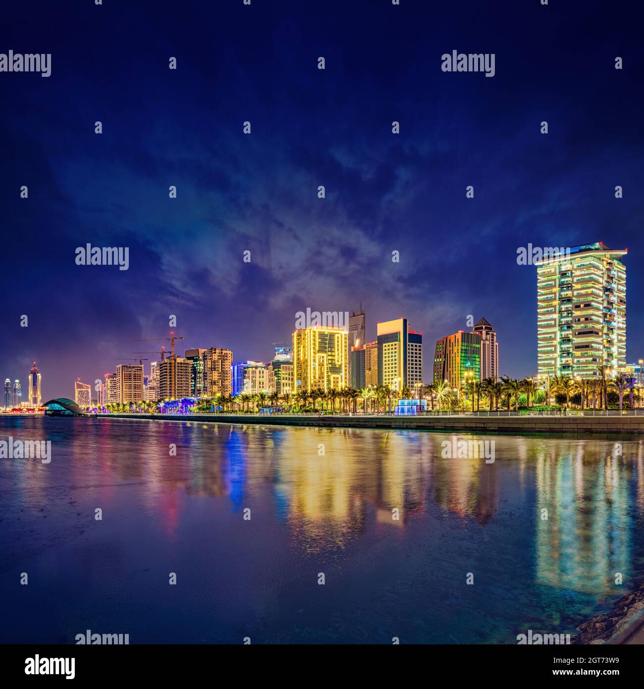 Lusail skyline -Fotos und -Bildmaterial in hoher Auflösung – Alamy