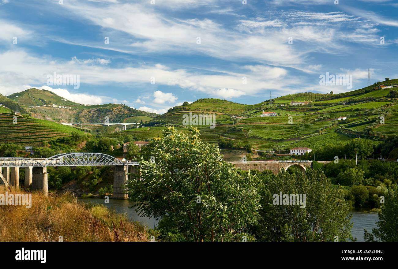 Regua brücke -Fotos und -Bildmaterial in hoher Auflösung – Alamy
