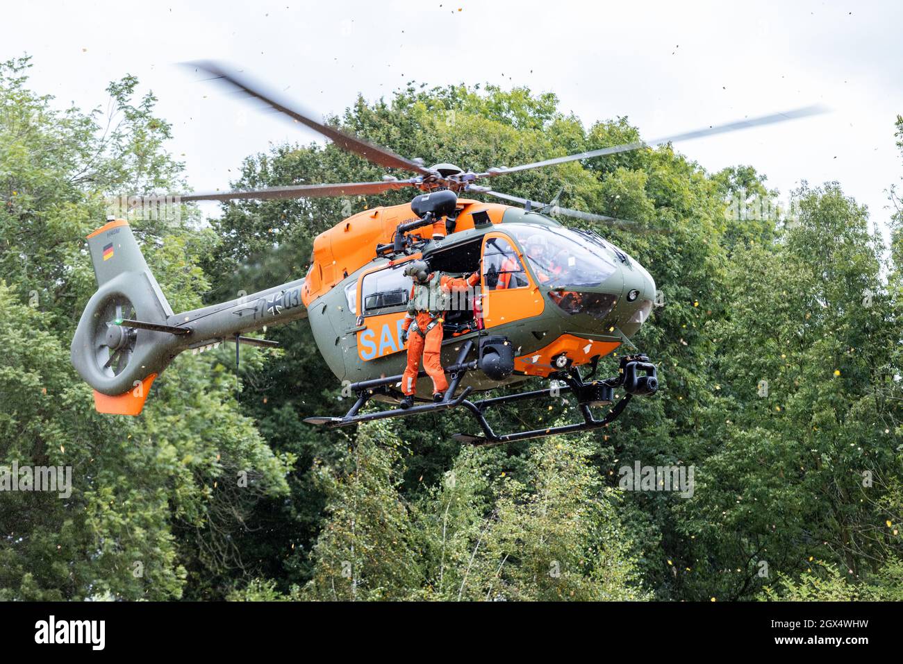 02. Oktober 2021, Nordrhein-Westfalen, Mönchengladbach: Ein SAR ...