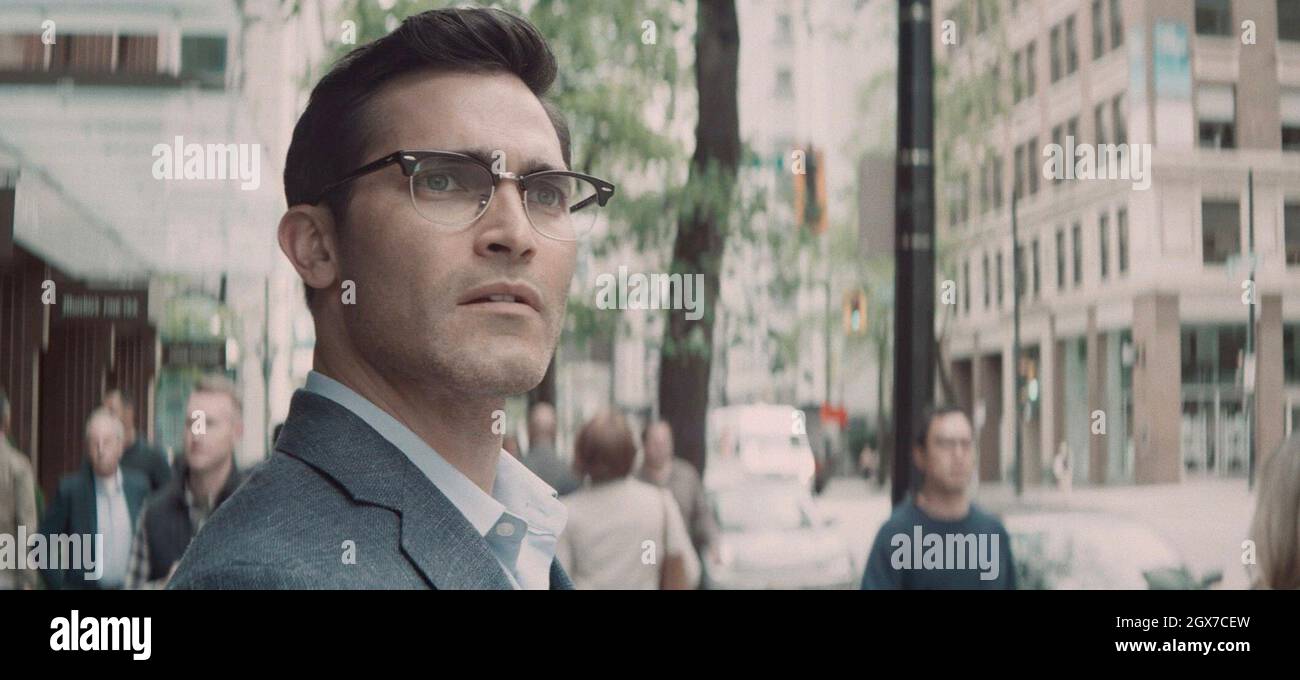 SUPERMAN AND LOIS, (aka SUPERMAN & LOIS), Tyler Hoechlin as Clark Kent ...