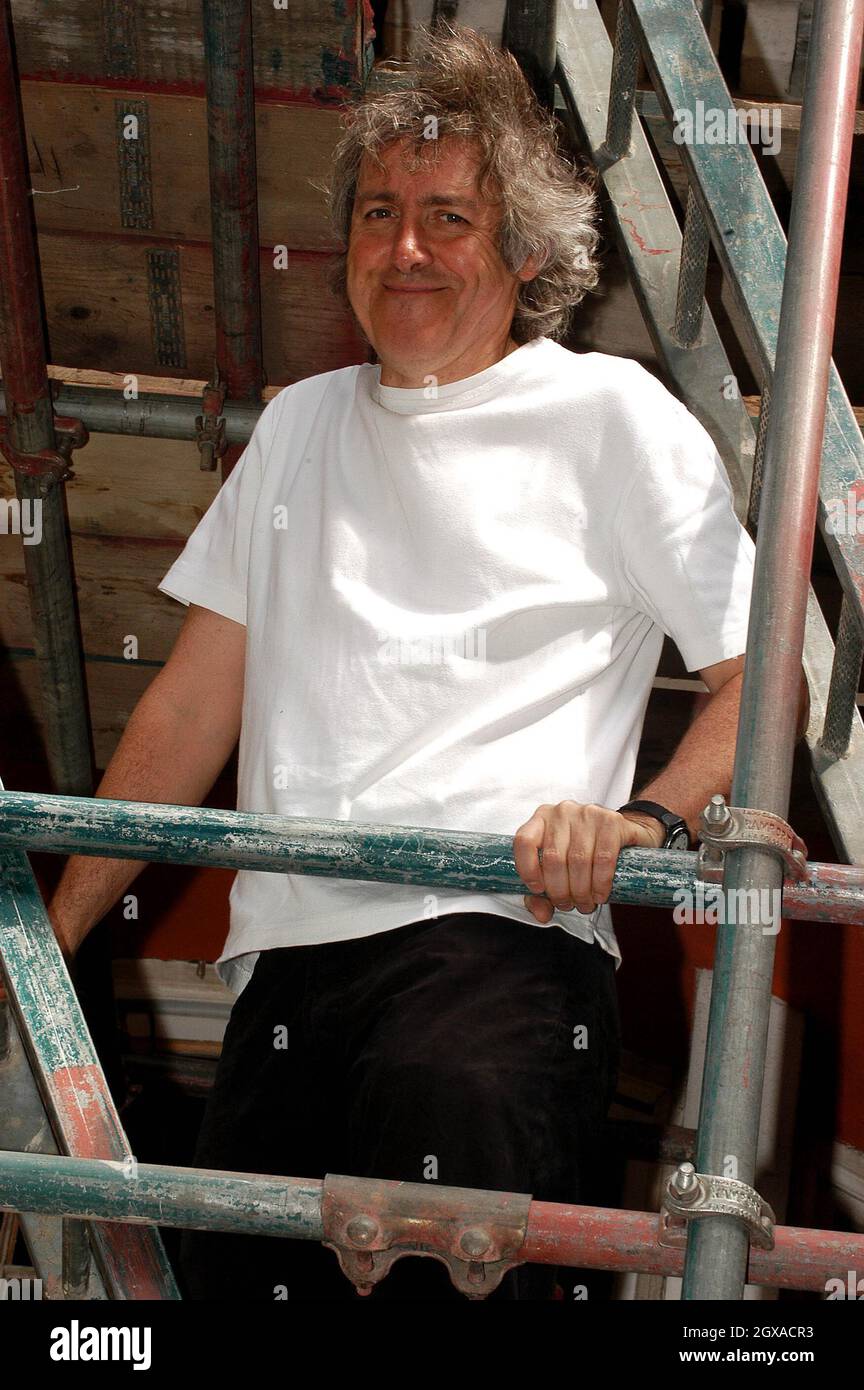 Griff Rhys-Jones startet Gebäude, die für das National Heritage ...